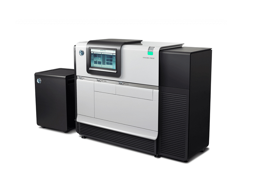 PacBio RS II: نگاهی به دستگاه توالی‌بندی پیشرفته - یک فریم از تجهیزات پزشکی